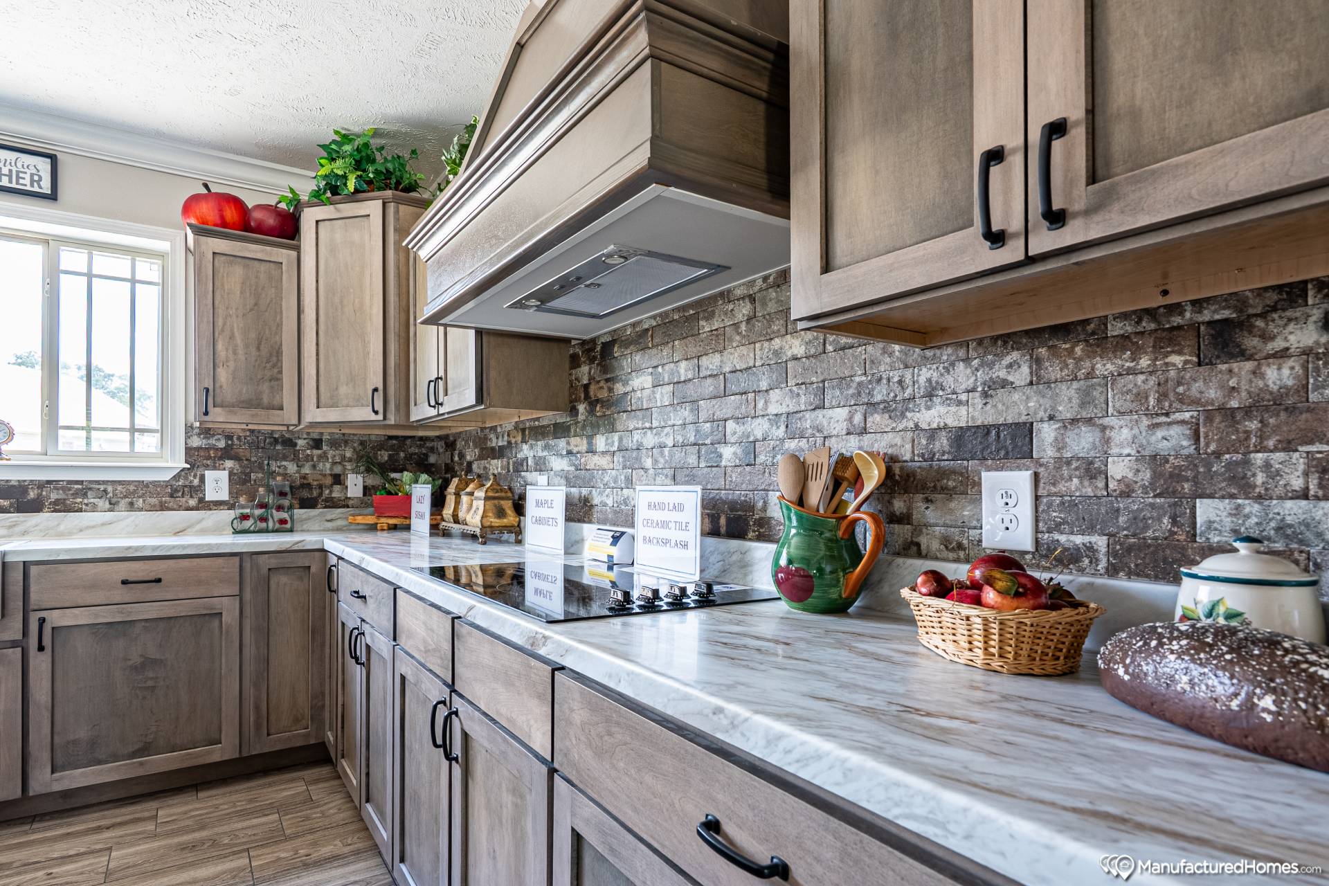 Signature Series Belle Maison DVHBSS-8410 by Deer Valley Homebuilders - Country Comfort Homes